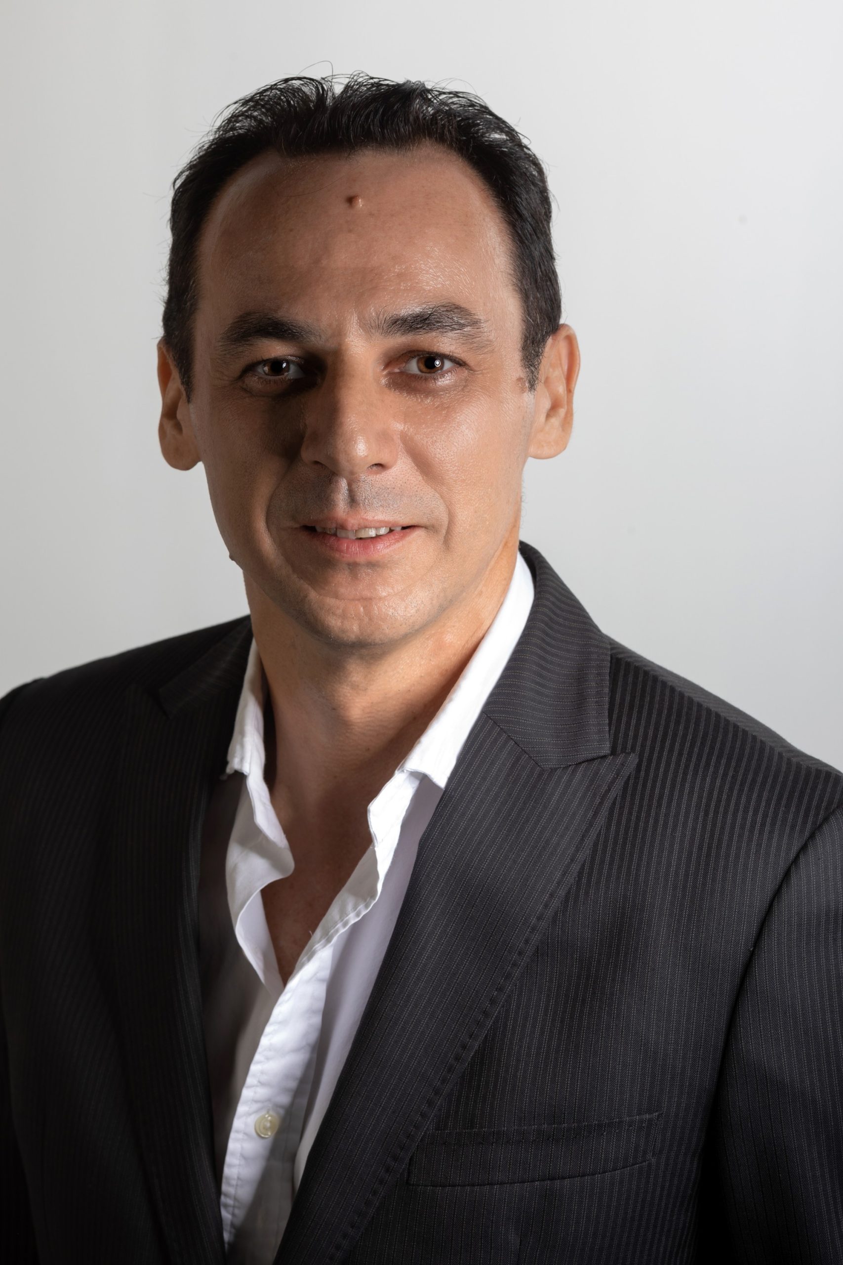 Marigot Bay - Interview with Daniel Echasseriau - The Howorths